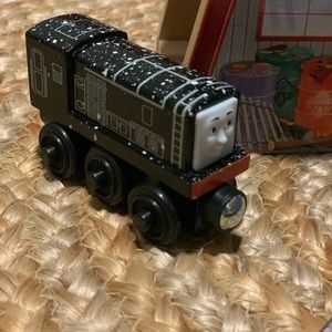 Thomas & Friends | Toys | Thomas Friends Wooden Railway Dustin And The ...